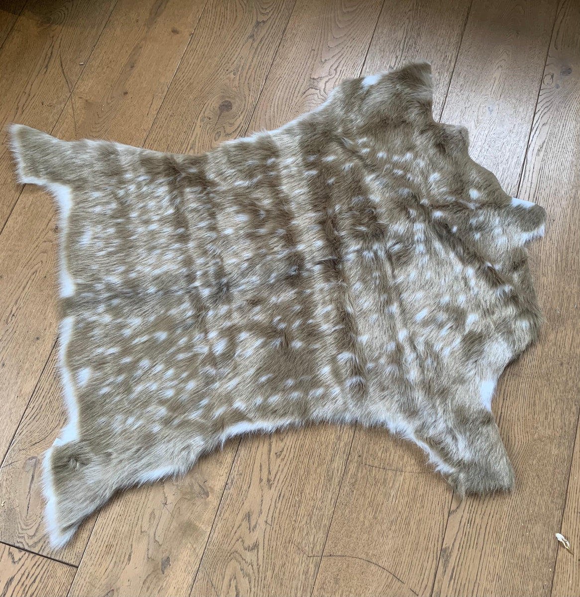 Faux Deer Skin Rug – the-interiorco